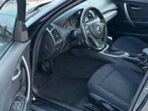 Black BMW 118 2008 in Riga, with an engine capacity of 2.00 L and mileage of 298 thousand km for 3780 €, photo 8 on AUTOMOTO.COM.LV