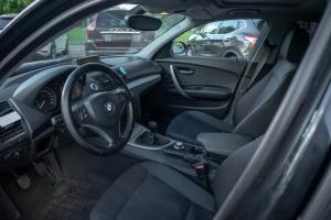 Black BMW 118 2008 in Liepaja, with an engine capacity of 2.00 L and mileage of 246 thousand km for 3950 €, photo 7 on AUTOMOTO.COM.LV