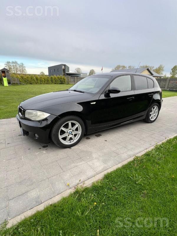 Melns BMW 118 2008 Rīga, ar dzinēja tilpumu 2.00 L un nobraukumu 318 tūkst. km par 4100 €, foto 2 vietnē AUTOMOTO.COM.LV