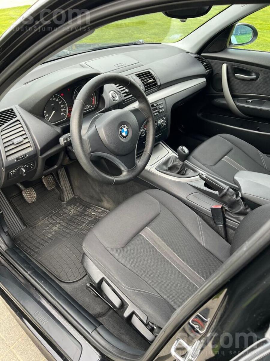 Melns BMW 118 2008 Rīga, ar dzinēja tilpumu 2.00 L un nobraukumu 318 tūkst. km par 4100 €, foto 9 vietnē AUTOMOTO.COM.LV