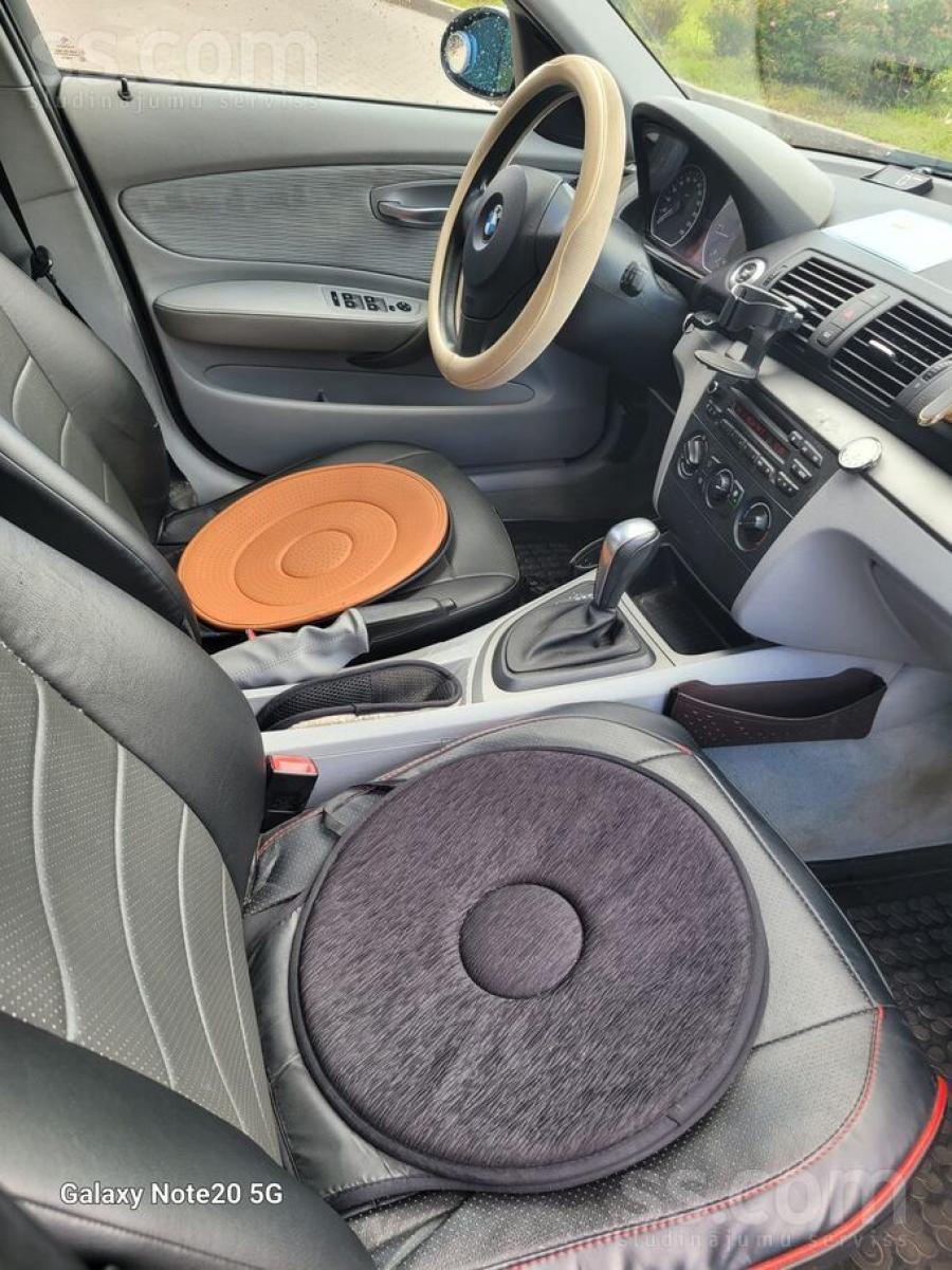 Melns BMW 118 2008 Jelgava, ar dzinēja tilpumu 2.00 L un nobraukumu 298 tūkst. km par 4000 €, foto 8 vietnē AUTOMOTO.COM.LV