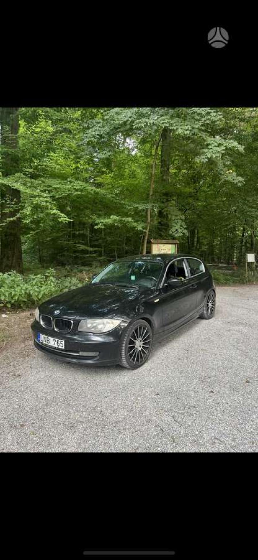Black BMW 118 2008 in Kazlu Ruda, with an engine capacity of 2.00 L and mileage of 450 thousand km for 2550 €, photo 1 on AUTOMOTO.COM.LV