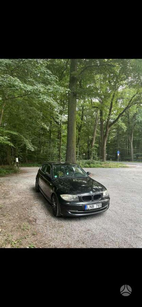 Melns BMW 118 2008 Kazlų Rūda, ar dzinēja tilpumu 2.00 L un nobraukumu 450 tūkst. km par 2550 €, foto 3 vietnē AUTOMOTO.COM.LV