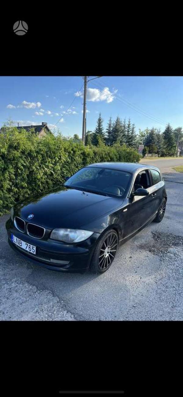 Melns BMW 118 2008 Kazlų Rūda, ar dzinēja tilpumu 2.00 L un nobraukumu 450 tūkst. km par 2550 €, foto 4 vietnē AUTOMOTO.COM.LV