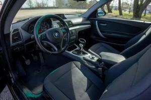 Melns BMW 118 2008 Liepāja, ar dzinēja tilpumu 2.00 L un nobraukumu 228 tūkst. km par 3200 €, foto 8 vietnē AUTOMOTO.COM.LV