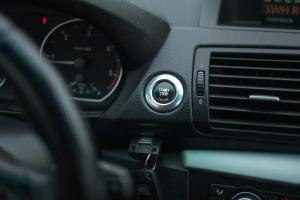 Melns BMW 118 2008 Liepāja, ar dzinēja tilpumu 2.00 L un nobraukumu 228 tūkst. km par 3200 €, foto 15 vietnē AUTOMOTO.COM.LV