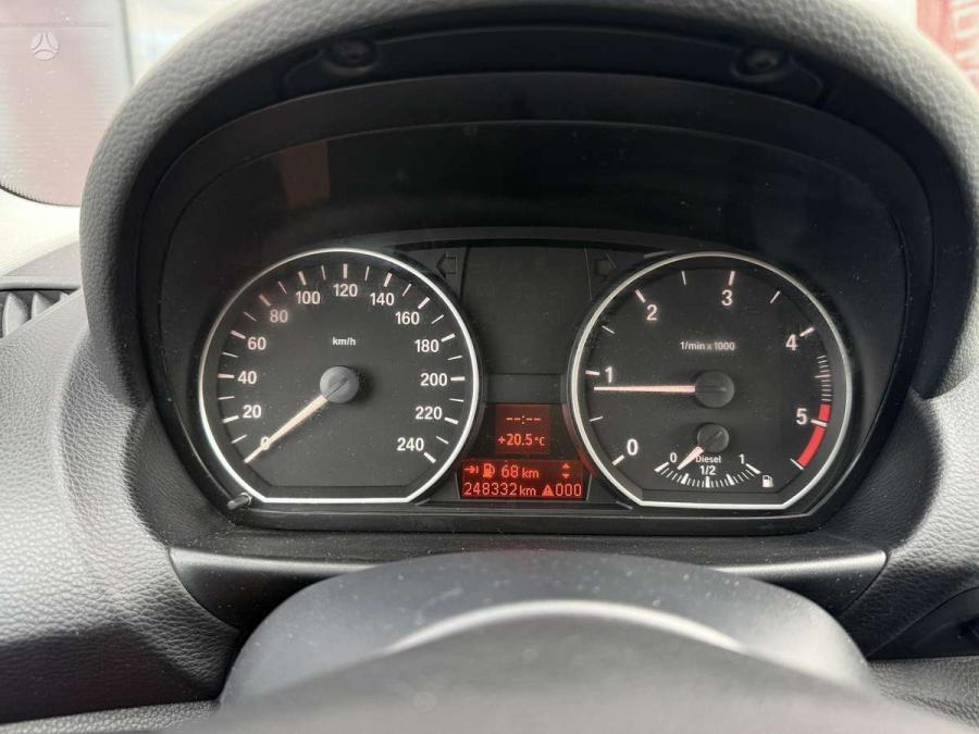 Черный БМВ 118 2008 в Вильнюс, объемом двигателя 2.00 л и пробегом 248 тыс. км за 3650 €, фото 23 на AUTOMOTO.COM.LV