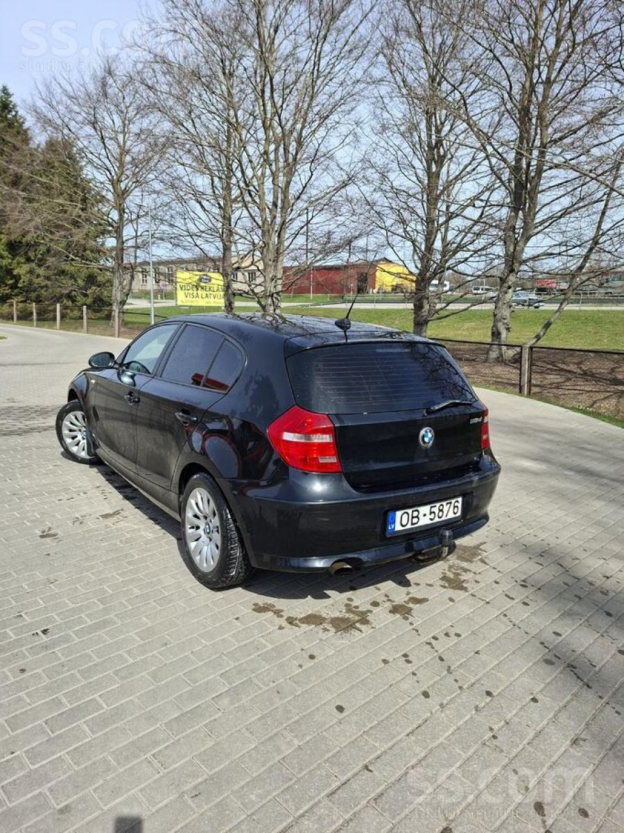 Melns BMW 118 2008 Talsi, ar dzinēja tilpumu 2.00 L un nobraukumu 442 tūkst. km par 1700 €, foto 5 vietnē AUTOMOTO.COM.LV