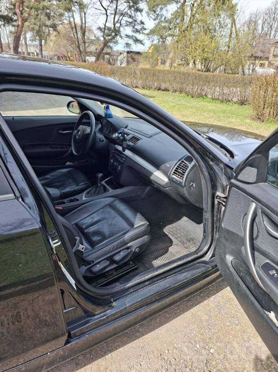 Melns BMW 118 2008 Talsi, ar dzinēja tilpumu 2.00 L un nobraukumu 442 tūkst. km par 1700 €, foto 7 vietnē AUTOMOTO.COM.LV