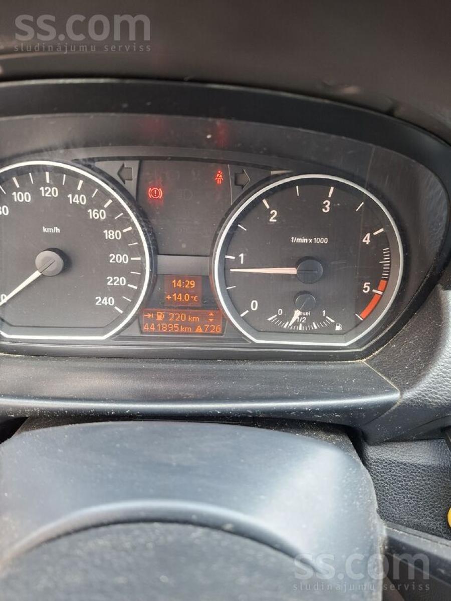 Melns BMW 118 2008 Talsi, ar dzinēja tilpumu 2.00 L un nobraukumu 442 tūkst. km par 1700 €, foto 10 vietnē AUTOMOTO.COM.LV
