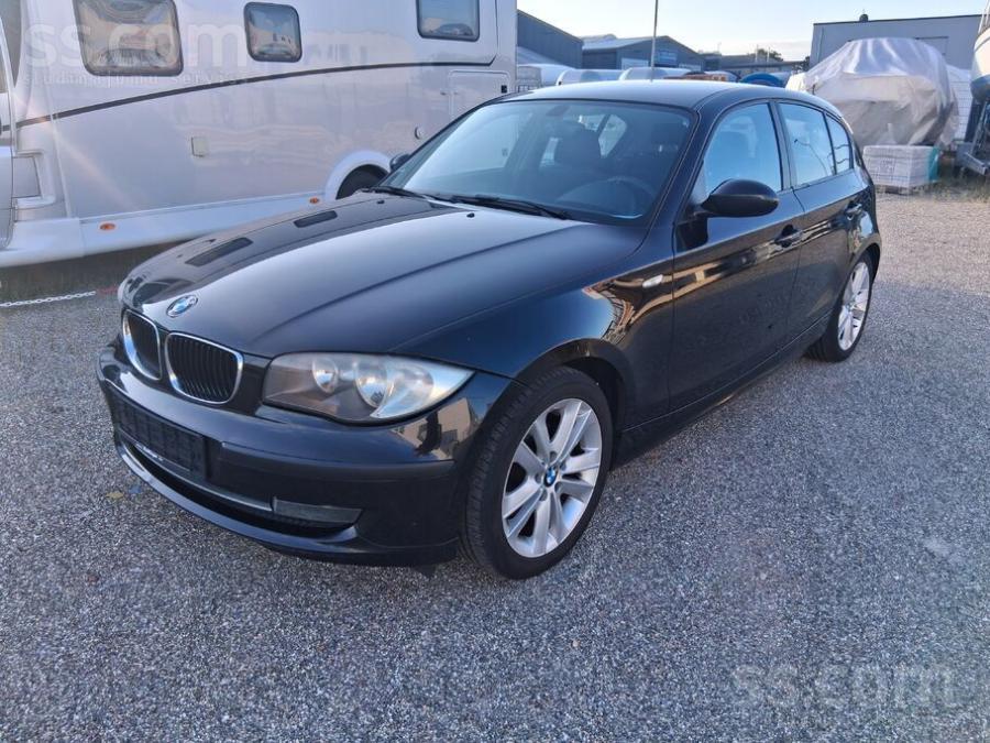 Black BMW 118 2008 in Jekabpils, with an engine capacity of 2.00 L and mileage of 283 thousand km for 2200 €, photo 1 on AUTOMOTO.COM.LV