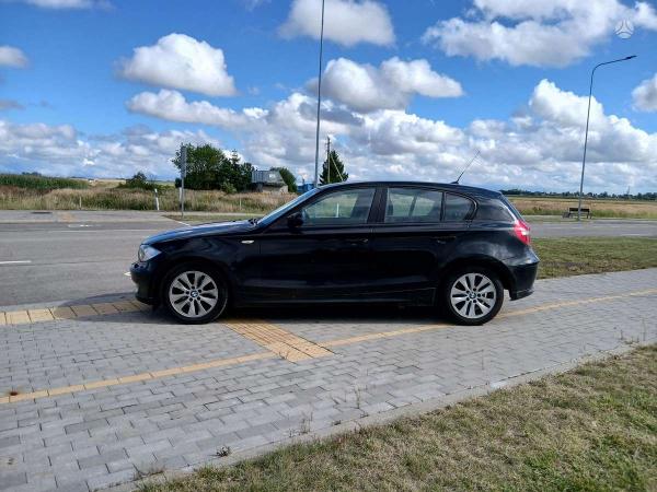 Melns BMW 118 2008 Marijampole, ar dzinēja tilpumu 2.00 L un nobraukumu 224 tūkst. km par 2650 €, foto 4 vietnē AUTOMOTO.COM.LV