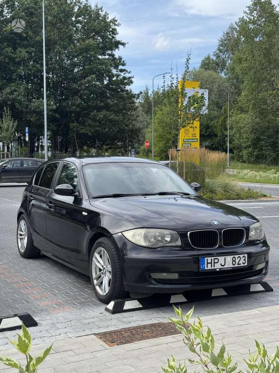 Melns BMW 118 2008 Viļņa, ar dzinēja tilpumu 2.00 L un nobraukumu 296 tūkst. km par 1799 €, foto 1 vietnē AUTOMOTO.COM.LV