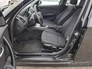 Black BMW 118 2008 in Talsi, with an engine capacity of 2.00 L and mileage of 261 thousand km for 3900 €, photo 8 on AUTOMOTO.COM.LV