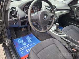 Black BMW 118 2008 in Talsi, with an engine capacity of 2.00 L and mileage of 261 thousand km for 3900 €, photo 10 on AUTOMOTO.COM.LV