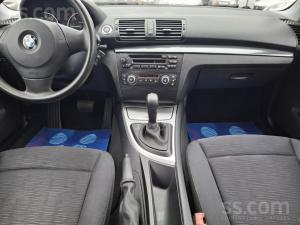 Black BMW 118 2008 in Talsi, with an engine capacity of 2.00 L and mileage of 261 thousand km for 3900 €, photo 12 on AUTOMOTO.COM.LV