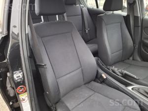 Black BMW 118 2008 in Talsi, with an engine capacity of 2.00 L and mileage of 261 thousand km for 3900 €, photo 14 on AUTOMOTO.COM.LV