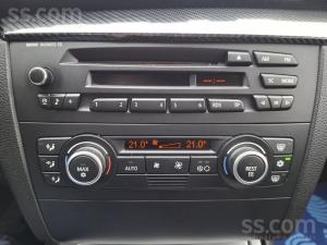 Black BMW 118 2008 in Talsi, with an engine capacity of 2.00 L and mileage of 261 thousand km for 3900 €, photo 19 on AUTOMOTO.COM.LV