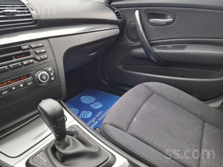 Black BMW 118 2008 in Talsi, with an engine capacity of 2.00 L and mileage of 261 thousand km for 3900 €, photo 22 on AUTOMOTO.COM.LV