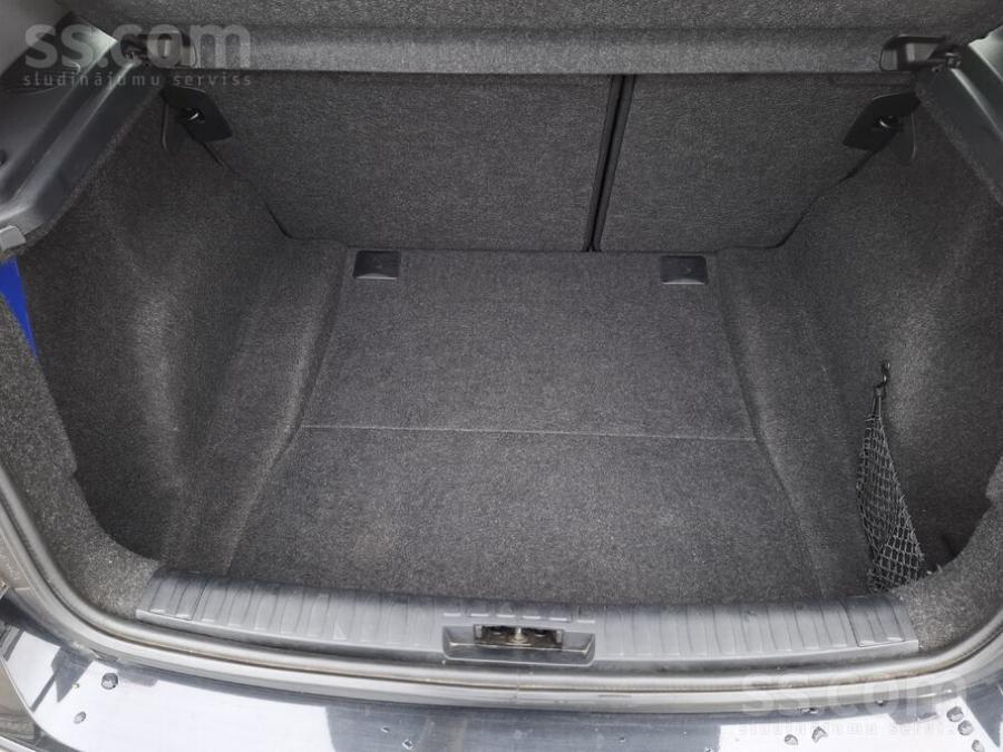 Black BMW 118 2008 in Talsi, with an engine capacity of 2.00 L and mileage of 261 thousand km for 3900 €, photo 25 on AUTOMOTO.COM.LV