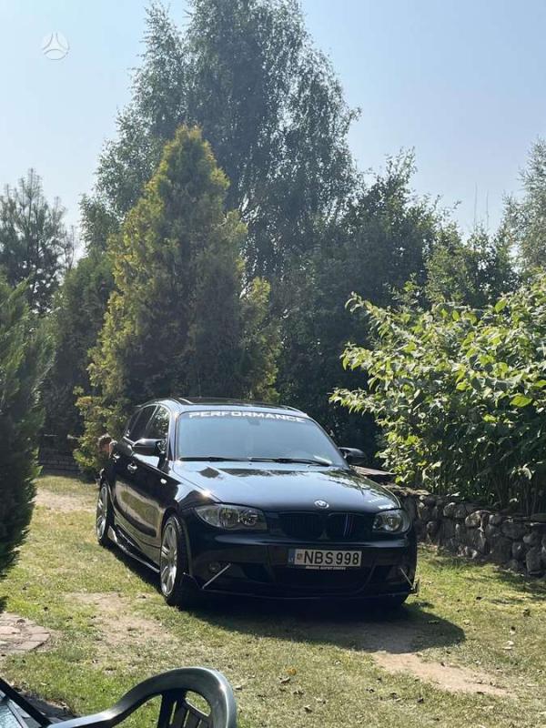 Melns BMW 118 2008 Varėna, ar dzinēja tilpumu 2.00 L un nobraukumu 305 tūkst. km par 4700 €, foto 5 vietnē AUTOMOTO.COM.LV