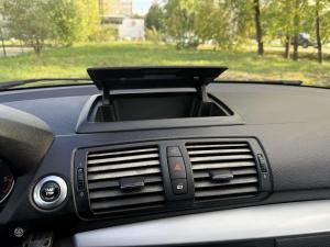 Black BMW 118 2008 in Kaunas, with an engine capacity of 2.00 L and mileage of 282 thousand km for 2450 €, photo 19 on AUTOMOTO.COM.LV