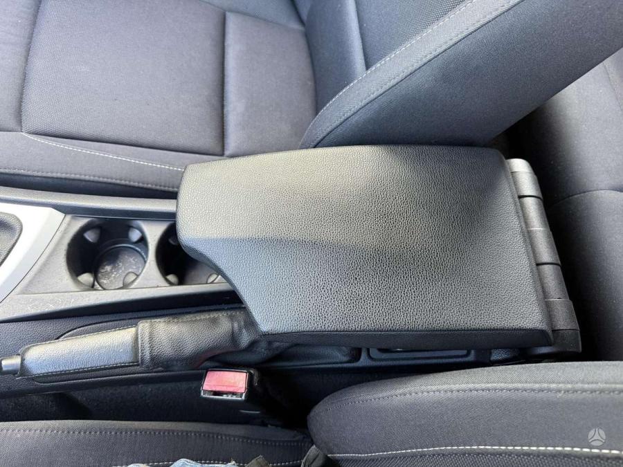 Black BMW 118 2008 in Kaunas, with an engine capacity of 2.00 L and mileage of 282 thousand km for 2450 €, photo 21 on AUTOMOTO.COM.LV