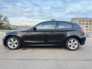 Melns BMW 118 2008 Rīga, ar dzinēja tilpumu 2.00 L un nobraukumu 342 tūkst. km par 2750 €, foto 5 vietnē AUTOMOTO.COM.LV