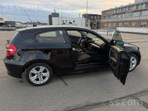 Melns BMW 118 2008 Rīga, ar dzinēja tilpumu 2.00 L un nobraukumu 342 tūkst. km par 2750 €, foto 7 vietnē AUTOMOTO.COM.LV