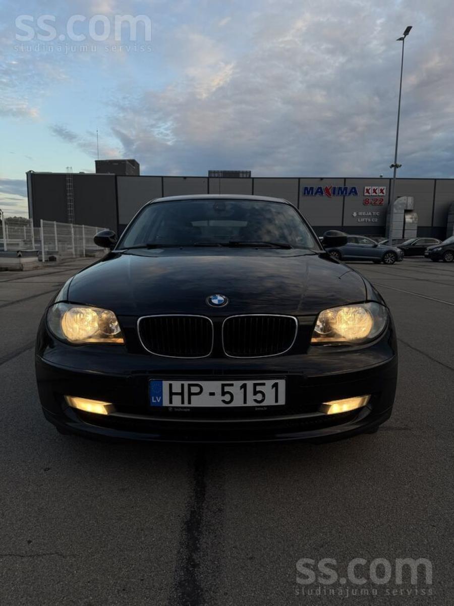 Melns BMW 118 2008 Rīga, ar dzinēja tilpumu 2.00 L un nobraukumu 342 tūkst. km par 2750 €, foto 10 vietnē AUTOMOTO.COM.LV
