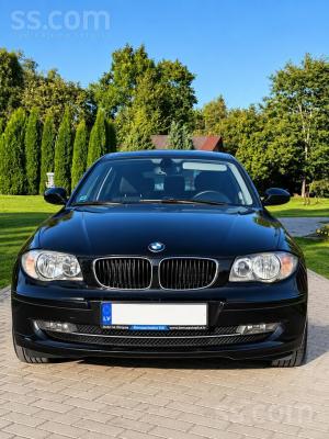 Black BMW 118 2008 in Riga, with an engine capacity of 2.00 L and mileage of 265 thousand km for 3200 €, photo 1 on AUTOMOTO.COM.LV