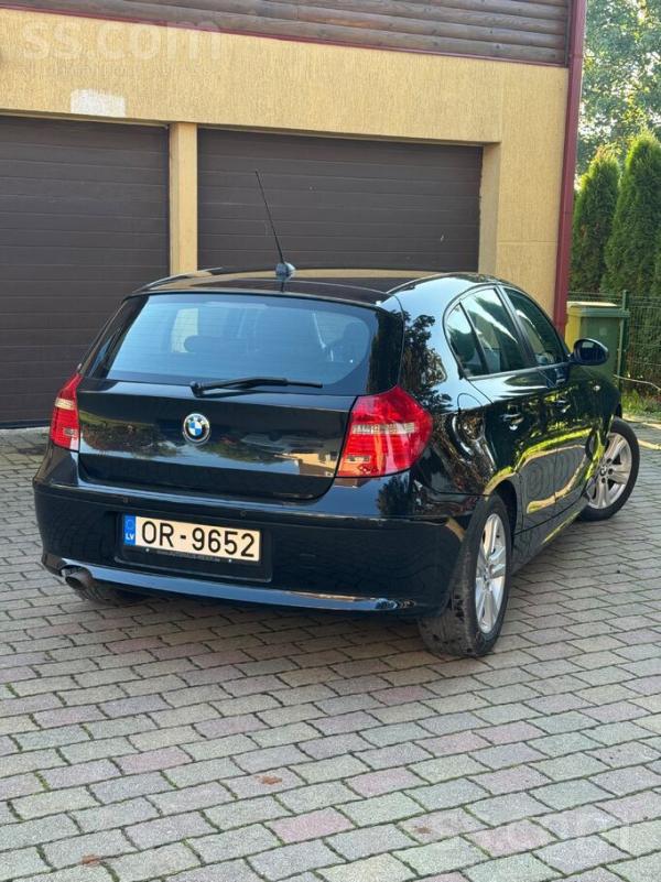 Melns BMW 118 2008 Talsi, ar dzinēja tilpumu 2.00 L un nobraukumu 209 tūkst. km par 4400 €, foto 3 vietnē AUTOMOTO.COM.LV