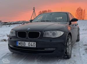 Melns BMW 118 2009 Viļņa, ar dzinēja tilpumu 2.00 L un nobraukumu 215 tūkst. km par 4800 €, foto  vietnē AUTOMOTO.COM.LV