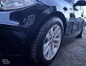 Melns BMW 118 2009 Viļņa, ar dzinēja tilpumu 2.00 L un nobraukumu 215 tūkst. km par 2500 €, foto 18 vietnē AUTOMOTO.COM.LV