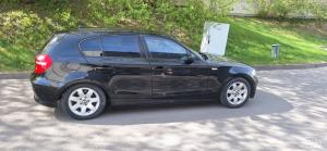 Melns BMW 118 2009 Šauļi, ar dzinēja tilpumu 2.00 L un nobraukumu 458 tūkst. km par 3950 €, foto 9 vietnē AUTOMOTO.COM.LV