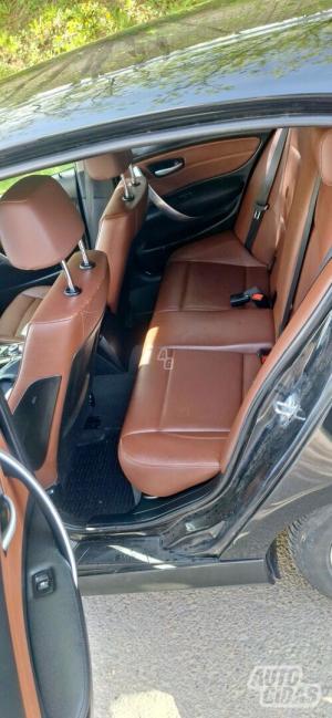 Melns BMW 118 2009 Šauļi, ar dzinēja tilpumu 2.00 L un nobraukumu 458 tūkst. km par 3950 €, foto 13 vietnē AUTOMOTO.COM.LV