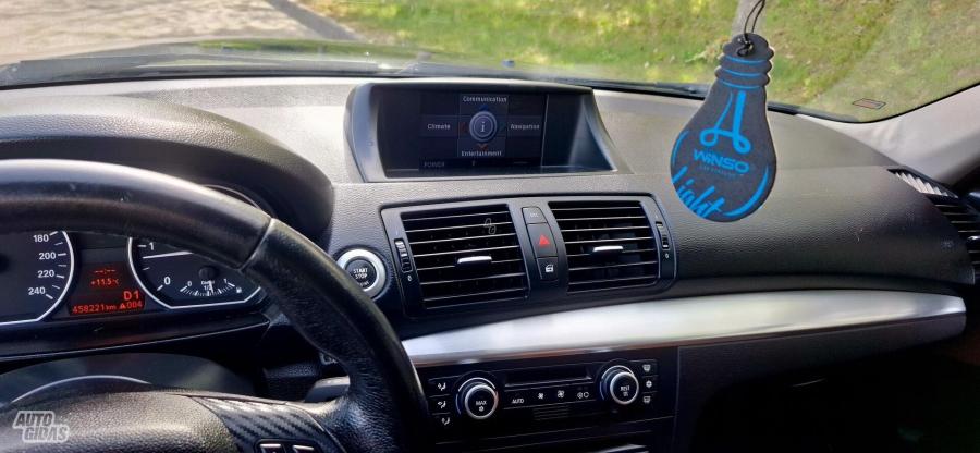 Melns BMW 118 2009 Šauļi, ar dzinēja tilpumu 2.00 L un nobraukumu 458 tūkst. km par 3950 €, foto 15 vietnē AUTOMOTO.COM.LV