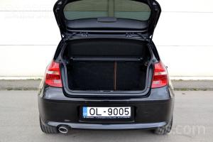 Black BMW 118 2009 in Tukums, with an engine capacity of 2.00 L and mileage of 266 thousand km for 6290 €, photo 31 on AUTOMOTO.COM.LV