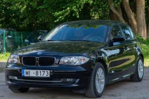 Melns BMW 118 2009 Rīga, ar dzinēja tilpumu 2.00 L un nobraukumu 272 tūkst. km par 4690 €, foto  vietnē AUTOMOTO.COM.LV