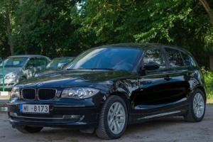 Черный БМВ 118 2009 в Рига, объемом двигателя 2.00 л и пробегом 272 тыс. км за 4690 €, фото 4 на AUTOMOTO.COM.LV