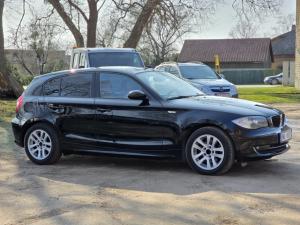 Черный БМВ 118 2009 в Рига, объемом двигателя 2.00 л и пробегом 272 тыс. км за 4690 €, фото 13 на AUTOMOTO.COM.LV