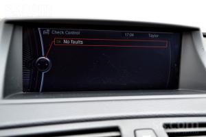 Melns BMW 118 2009 Tukums, ar dzinēja tilpumu 2.00 L un nobraukumu 266 tūkst. km par 6490 €, foto 17 vietnē AUTOMOTO.COM.LV