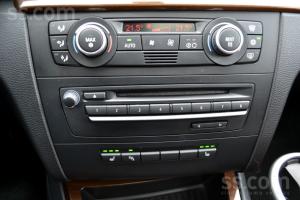 Melns BMW 118 2009 Tukums, ar dzinēja tilpumu 2.00 L un nobraukumu 266 tūkst. km par 6490 €, foto 19 vietnē AUTOMOTO.COM.LV