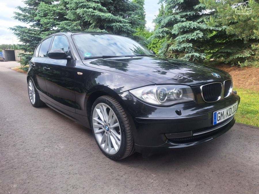 Black BMW 118 2009 in Utena, with an engine capacity of 2.00 L and mileage of 295 thousand km for 4500 €, photo 3 on AUTOMOTO.COM.LV