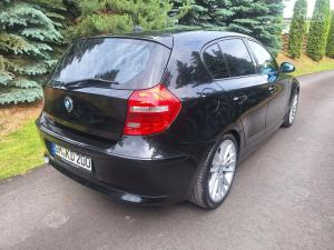 Black BMW 118 2009 in Utena, with an engine capacity of 2.00 L and mileage of 295 thousand km for 4500 €, photo 4 on AUTOMOTO.COM.LV