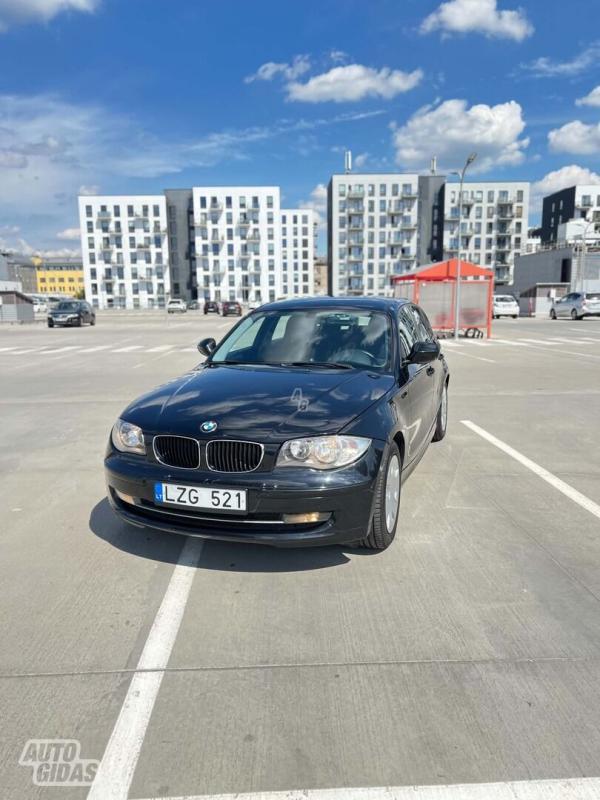Melns BMW 118 2009 Viļņa, ar dzinēja tilpumu 2.00 L un nobraukumu 319 tūkst. km par 3690 €, foto 2 vietnē AUTOMOTO.COM.LV