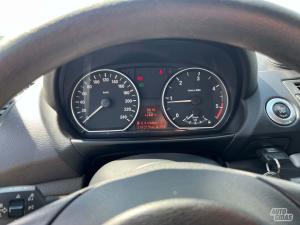 Black BMW 118 2009 in Vilnius, with an engine capacity of 2.00 L and mileage of 319 thousand km for 3690 €, photo 12 on AUTOMOTO.COM.LV