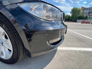 Black BMW 118 2009 in Vilnius, with an engine capacity of 2.00 L and mileage of 319 thousand km for 3690 €, photo 15 on AUTOMOTO.COM.LV