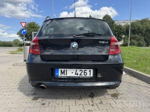 Melns BMW 118 2009 Rīga, ar dzinēja tilpumu 2.00 L un nobraukumu 267 tūkst. km par 2450 €, foto 5 vietnē AUTOMOTO.COM.LV