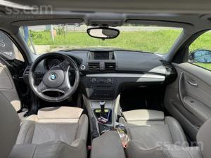 Melns BMW 118 2009 Rīga, ar dzinēja tilpumu 2.00 L un nobraukumu 267 tūkst. km par 2450 €, foto 8 vietnē AUTOMOTO.COM.LV